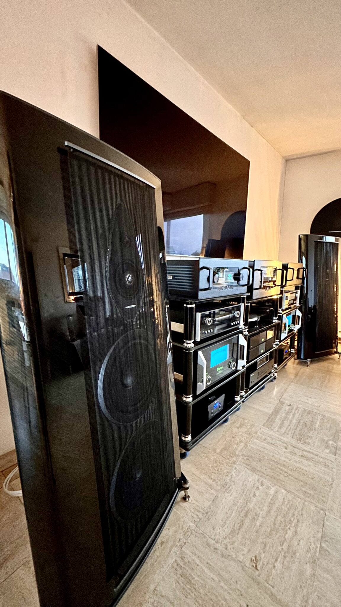 Installation Audio Research, Sonus faber, McIntosh, Rega & Naim à Bordeaux - Club Hifi